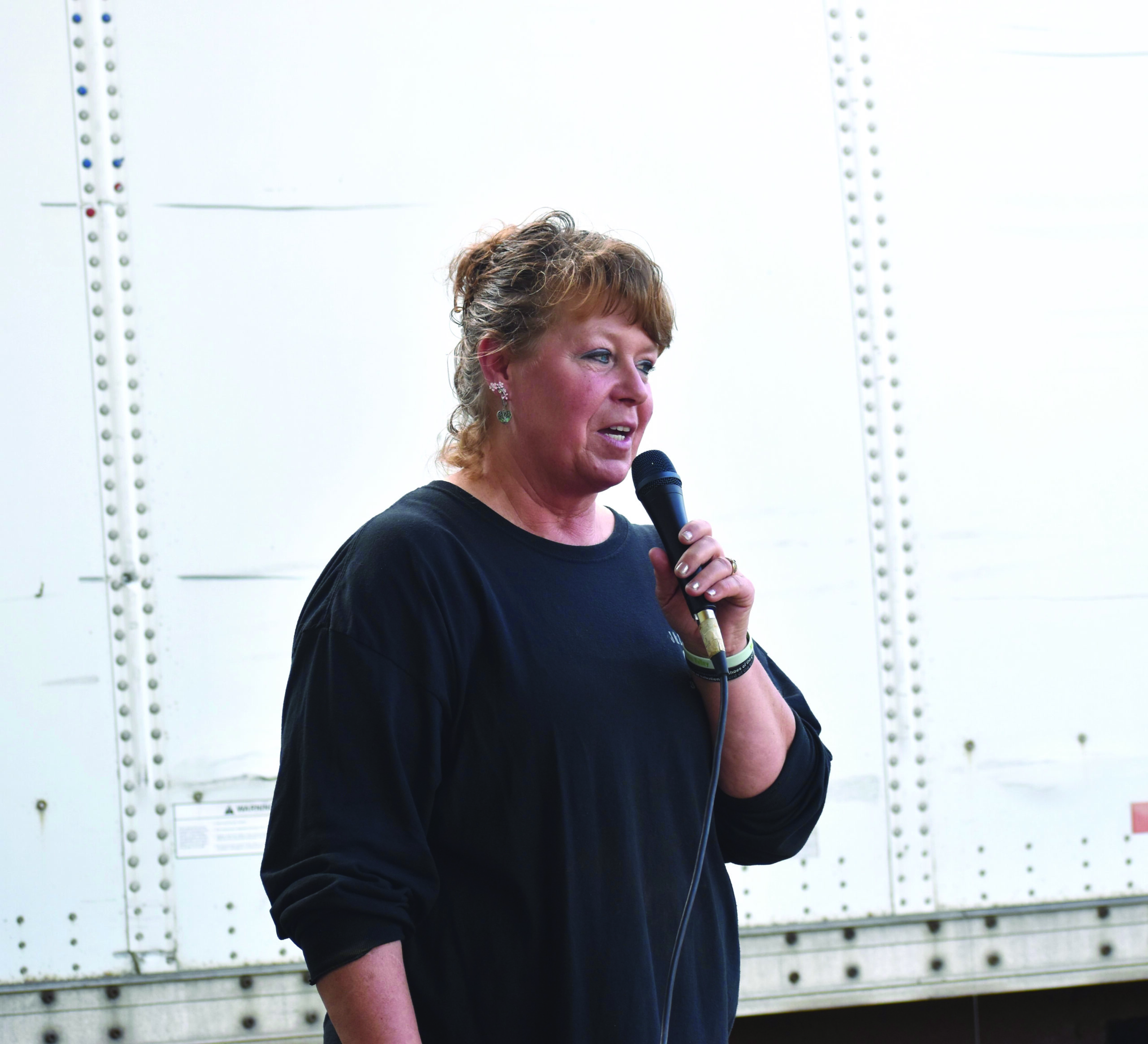 robin | News, Sports, Jobs - Morning Journal